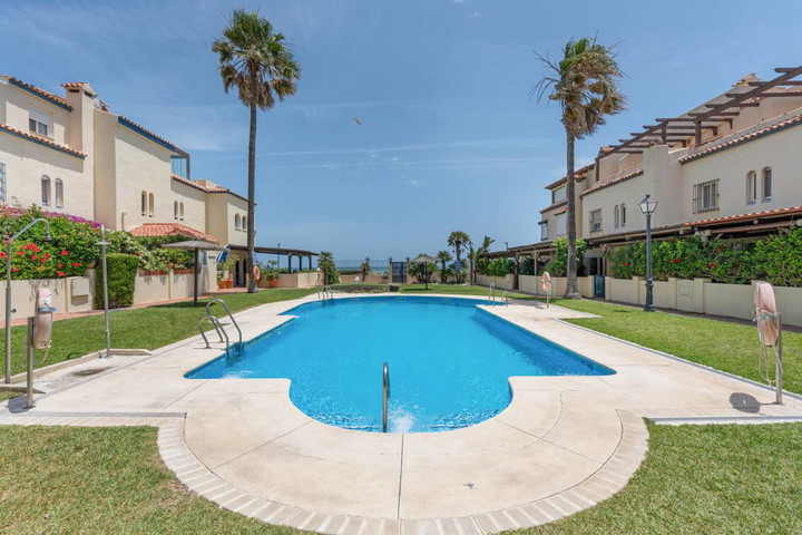 166 M² House ∙ 3 Bedrooms ∙ 8 Guests - Manilva