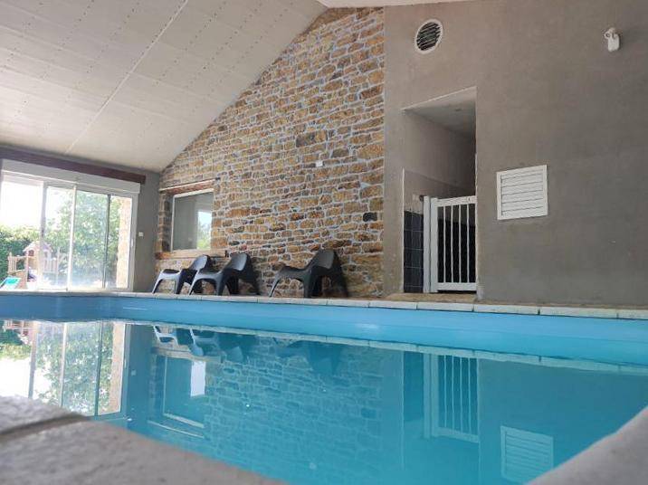 208 M² Gîte ∙ 5 Chambres ∙ 12 Personnes - Vannes