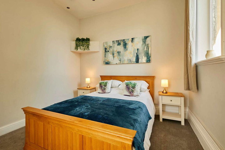 Apartment ∙ 2 Bedrooms ∙ 4 Guests - Malvern