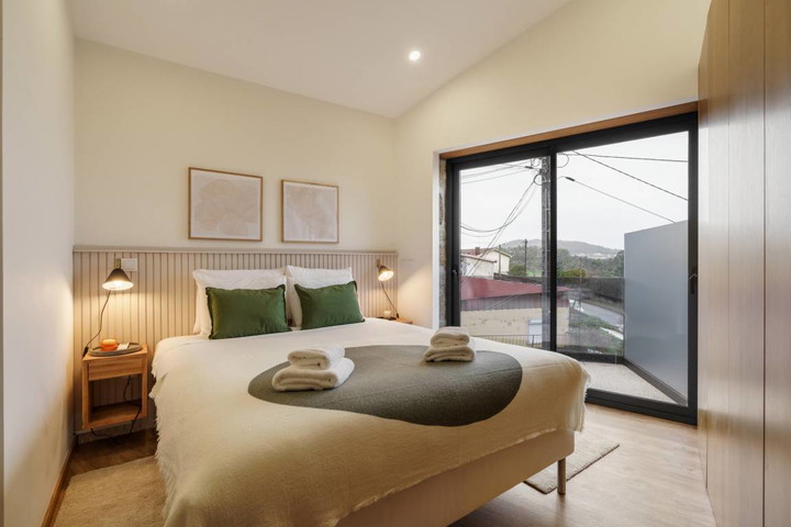 91 M² Casa ∙ 2 Habitaciones ∙ 4 Huéspedes - Amares