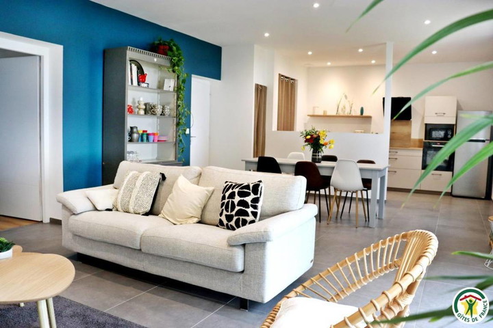 100 M² Gîte ∙ 3 Bedrooms ∙ 6 Guests - Crest