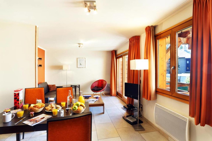 44 M² Appartement ∙ 2 Chambres ∙ 6 Personnes - Briançon