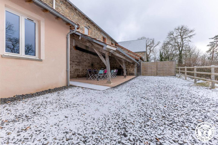 230 M² Gîte ∙ 4 Bedrooms ∙ 14 Guests - Puy-de-Dome