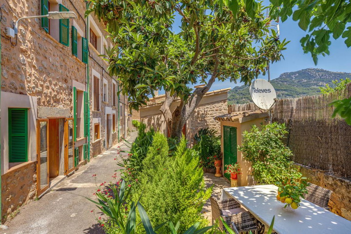210 M² Ferienhaus ∙ 2 Schlafzimmer ∙ 4 Gäste - Sóller