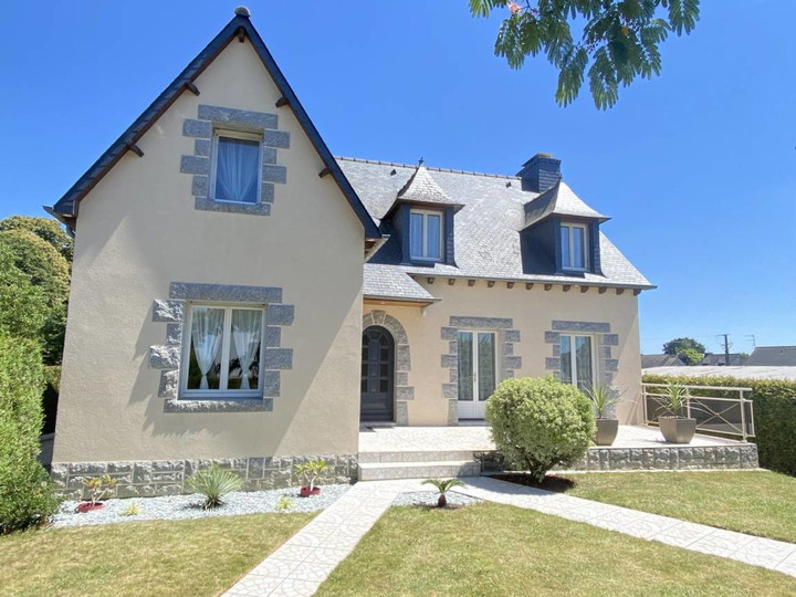 142 M² Gîte ∙ 4 Chambres ∙ 10 Personnes - Bretagne