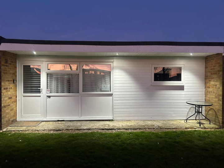 75 M² Chalet ∙ 2 Bedrooms ∙ 5 Guests - Winterton-on-Sea