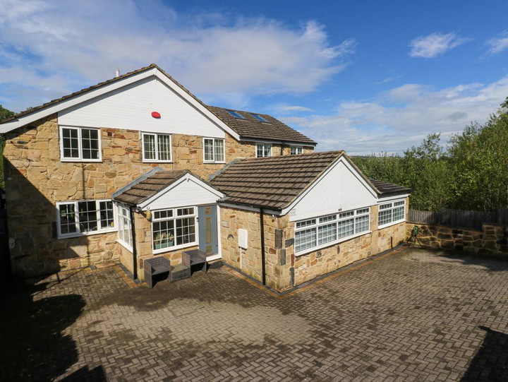 Cottage ∙ 2 Bedrooms ∙ 4 Guests - Ilkley