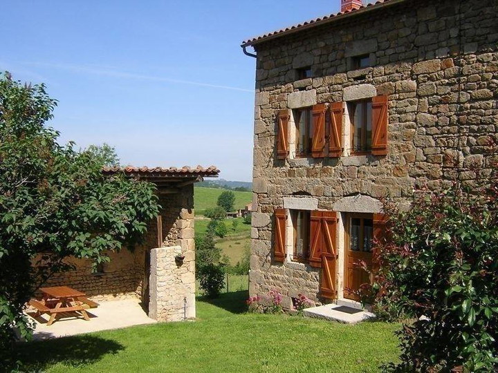 75 M² Gîte ∙ 2 Chambres ∙ 4 Personnes - Puy-de-Dôme