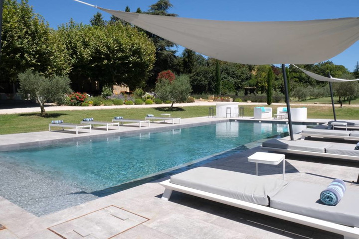 400 M² Villa ∙ 6 Chambres ∙ 12 Personnes - Pélissanne