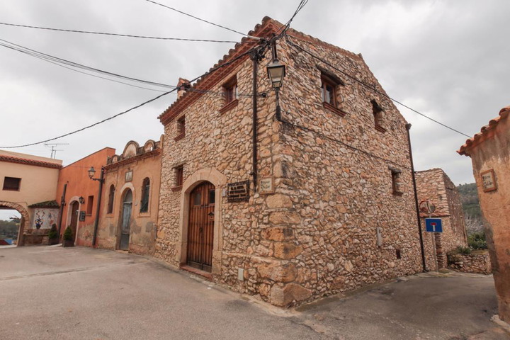 150 M² Farmhouse ∙ 5 Bedrooms ∙ 10 Guests - Torredembarra