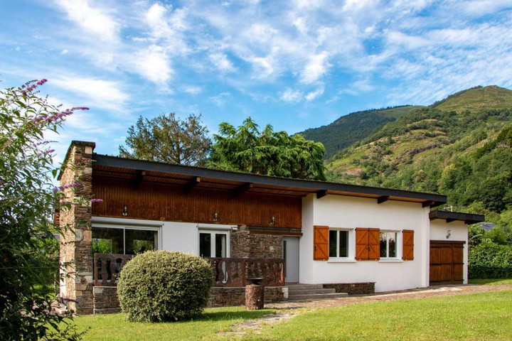 115 M² Gîte ∙ 4 Bedrooms ∙ 10 Guests - Les