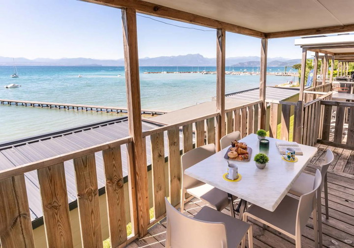 22 M² Caravan ∙ 2 Bedrooms ∙ 4 Guests - Lake Garda