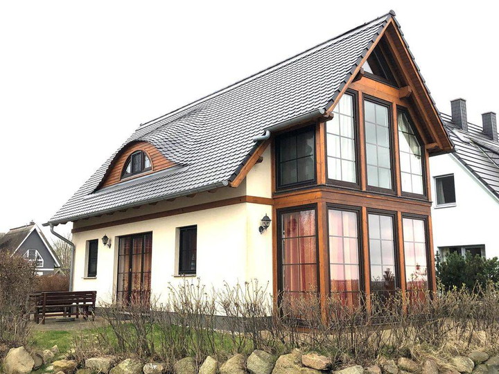 80 M² Ferienhaus ∙ 2 Schlafzimmer ∙ 4 Gäste - Schaprode