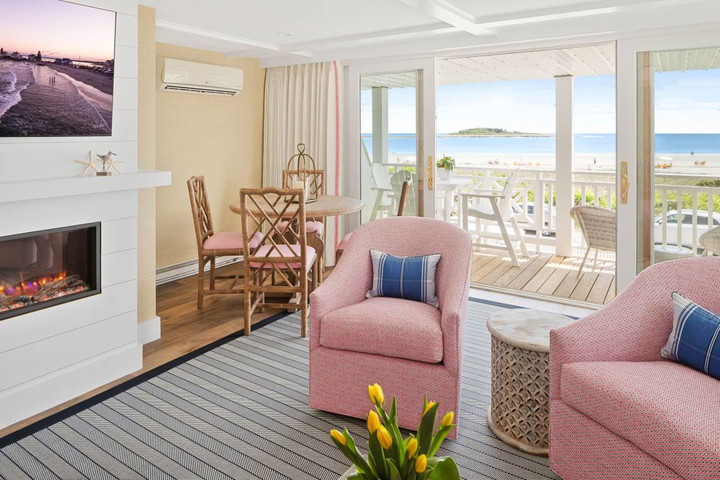 454 M² Hotel ∙ 2 Bedrooms ∙ 6 Guests - Kennebunkport, ME