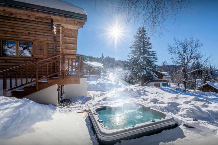 160 M² Chalet ∙ 4 Chambres ∙ 8 Personnes - Taninges
