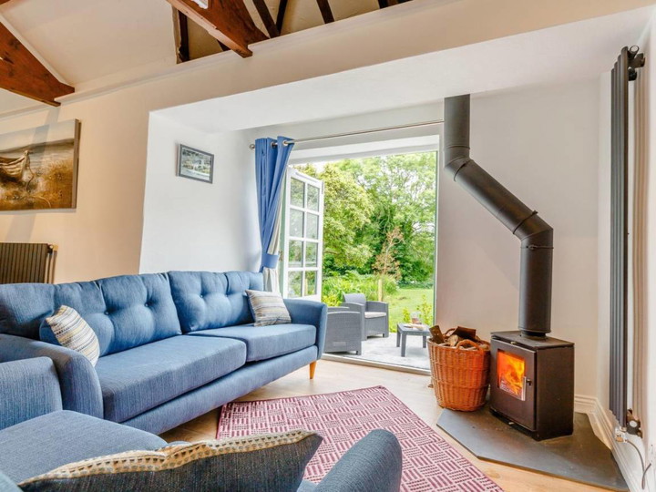 Cottage ∙ 2 Bedrooms ∙ 4 Guests - Falmouth