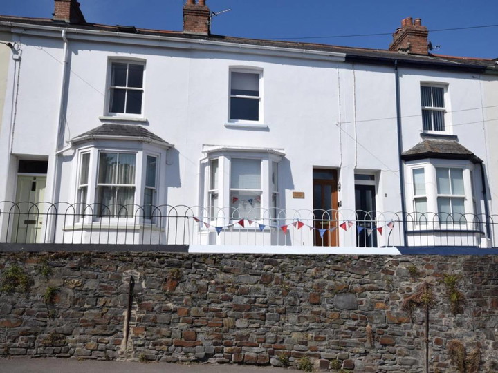 Cottage ∙ 3 Bedrooms ∙ 6 Guests - Appledore