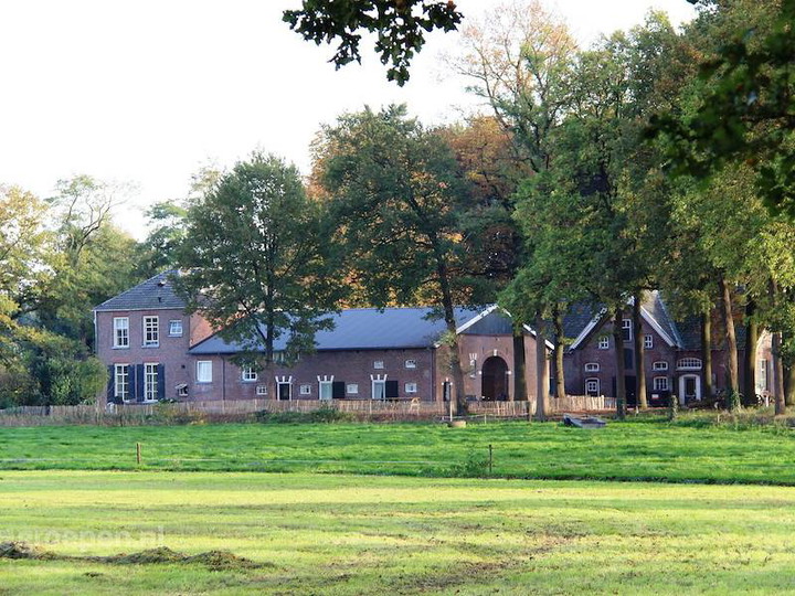 House ∙ 18 Bedrooms ∙ 40 Guests - Winterswijk