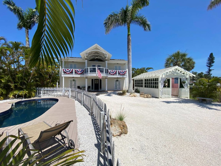 193 M² House ∙ 4 Bedrooms ∙ 8 Guests - Bean Point Beach, Anna Maria