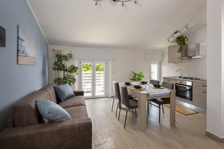 85 M² Apartamento ∙ 2 Habitaciones ∙ 7 Huéspedes - Rímini