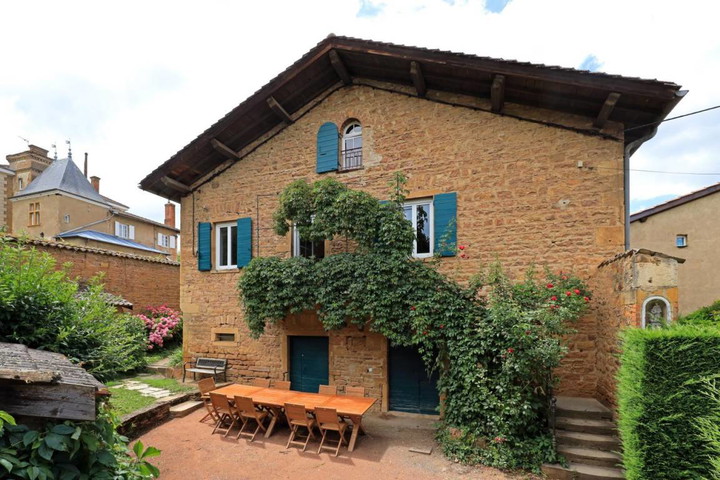 152 M² Gîte ∙ 4 Chambres ∙ 13 Personnes - Rhône