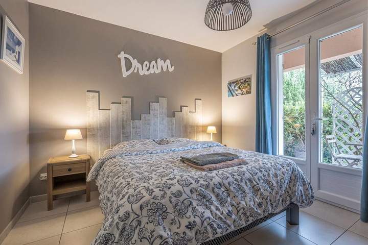 16 M² Chambre D'hôtes ∙ 1 Chambre ∙ 2 Personnes - Pernes-les-Fontaines