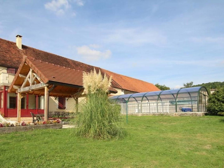 450 M² Cottage ∙ 6 Chambres ∙ 12 Personnes - Semur-en-Auxois
