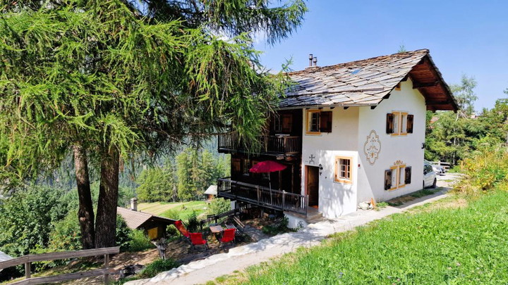 112 M² Chalet ∙ 6 Bedrooms ∙ 10 Guests - Grimentz