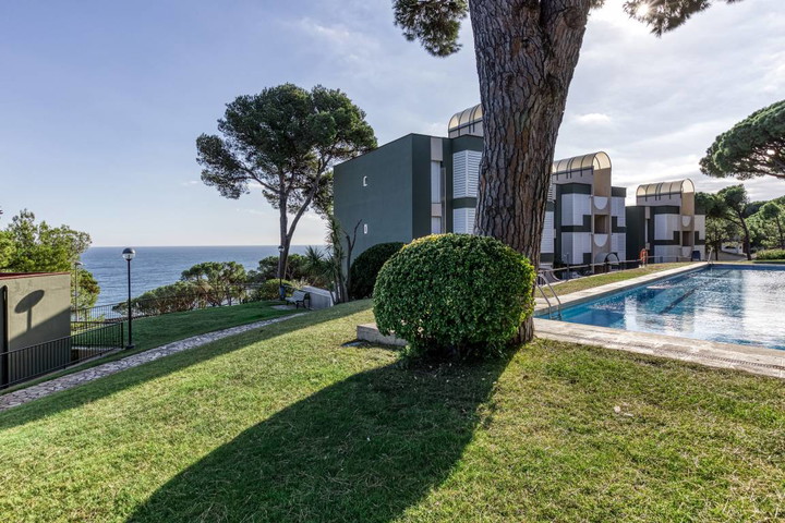 65 M² Appartement ∙ 2 Chambres ∙ 5 Personnes - Tamariu
