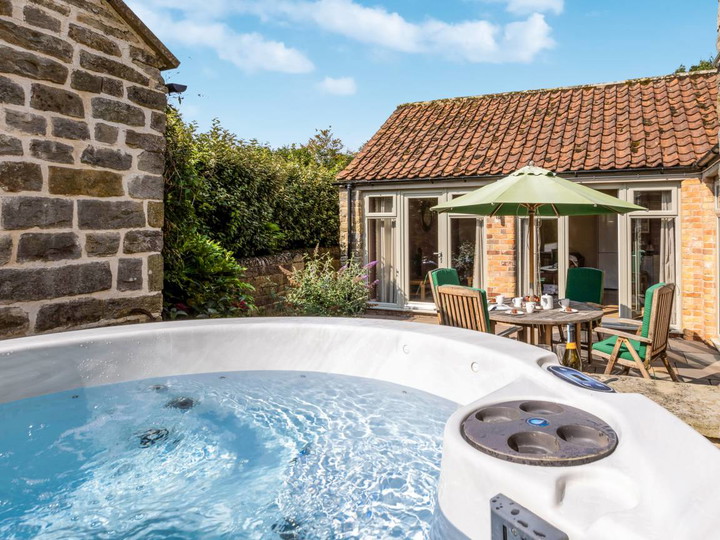 Cottage ∙ 2 Bedrooms ∙ 4 Guests - Robin Hood's Bay
