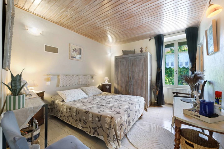 16 M² Chambre D'hôtes ∙ 1 Chambre ∙ 2 Personnes - Fontenay-le-Comte