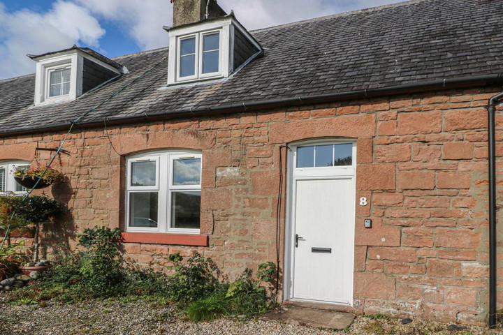 Cottage ∙ 2 Bedrooms ∙ 4 Guests - Brodick