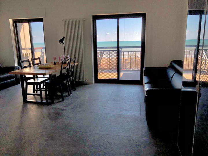 90 M² Apartamento ∙ 2 Habitaciones ∙ 5 Huéspedes - Silvi