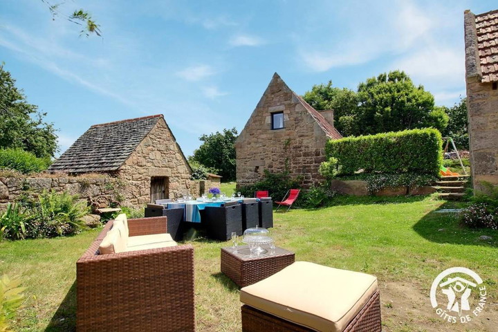 240 M² Gîte ∙ 7 Habitaciones ∙ 14 Huéspedes - Lannion