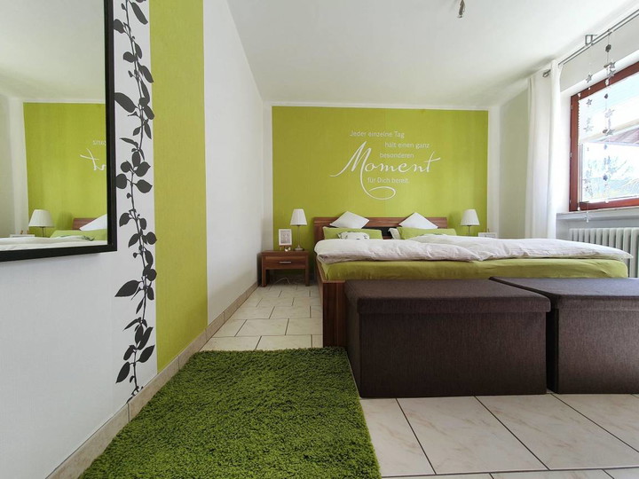 60 M² Ferienhaus ∙ 1 Schlafzimmer ∙ 2 Gäste - Poppenhausen (Wasserkuppe), Deutschland