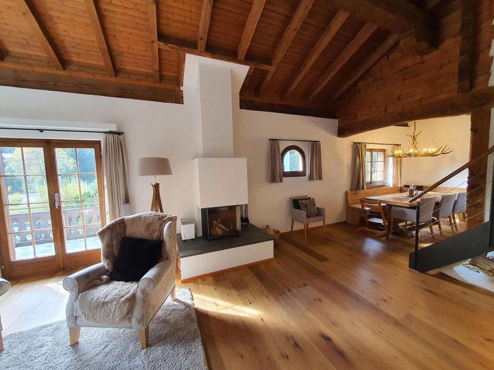 132 M² Ferienwohnung ∙ 3 Schlafzimmer ∙ 7 Gäste - Valbella