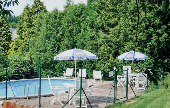 1500 M² Maison De Vacances ∙ 14 Chambres ∙ 30 Personnes - Bouillon