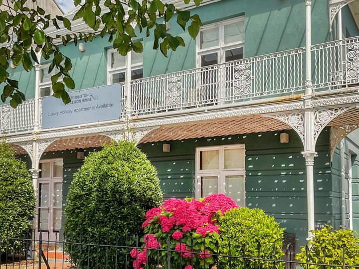 Apartment ∙ 2 Bedrooms ∙ 5 Guests - Aberystwyth