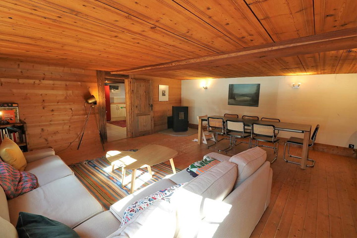 90 M² Chalet ∙ 3 Bedrooms ∙ 6 Guests - Arolla