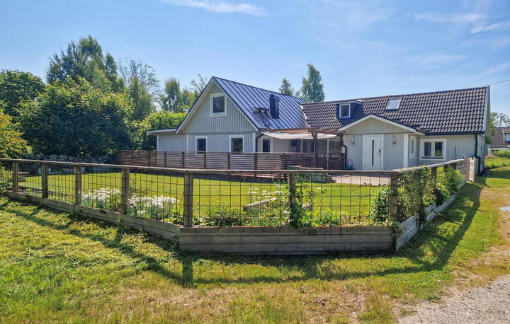 170 M² Hus ∙ 5 Sovrum ∙ 6 Gäster - Karlshamn