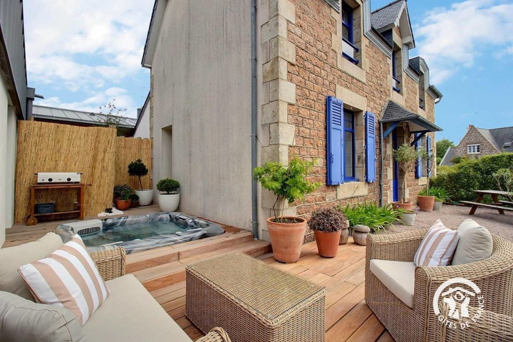 76 M² Gîte ∙ 2 Chambres ∙ 4 Personnes - Lannion