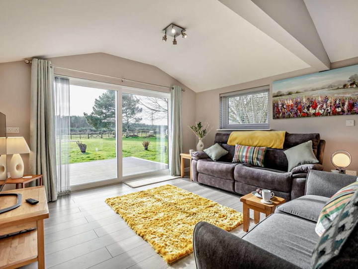 Lodge ∙ 2 Bedrooms ∙ 3 Guests - Bournemouth
