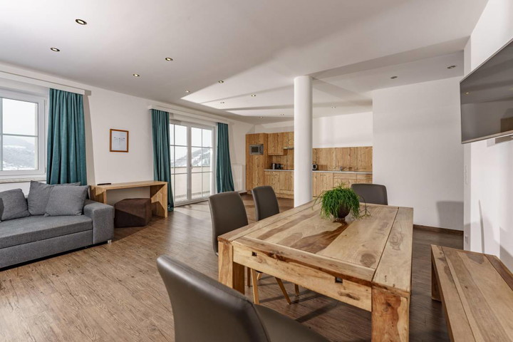 100 M² Ferienwohnung ∙ 2 Schlafzimmer ∙ 6 Gäste - Hallstatt