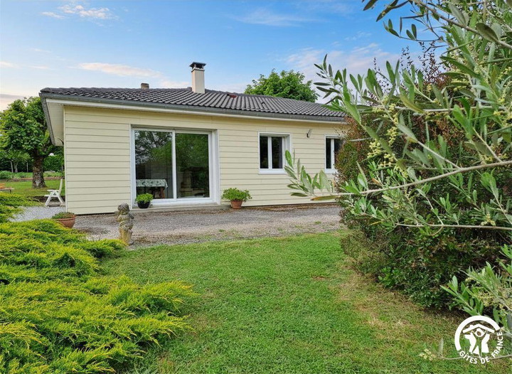 97 M² Gîte ∙ 3 Bedrooms ∙ 6 Guests - Tarn