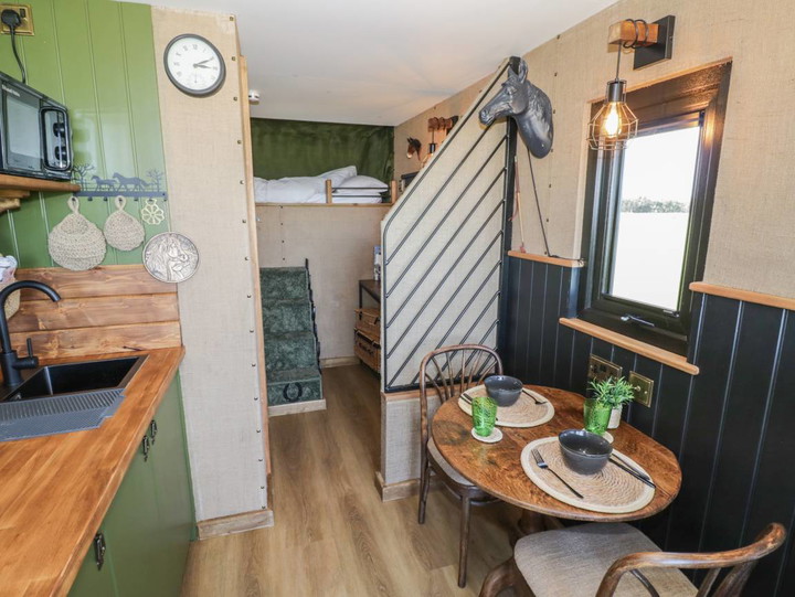 Cottage ∙ 1 Bedroom ∙ 2 Guests - Broadway