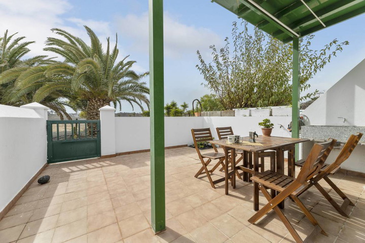 120 M² Maison De Vacances ∙ 4 Chambres ∙ 5 Personnes - Costa Teguise
