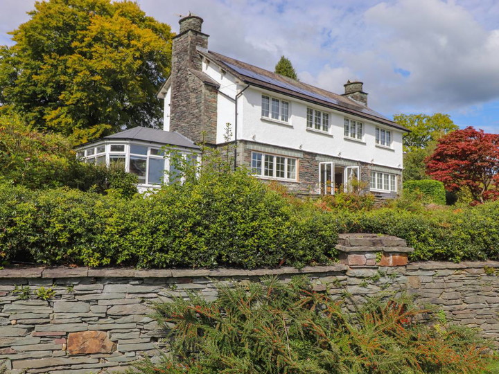 Cottage ∙ 4 Bedrooms ∙ 8 Guests - Windermere