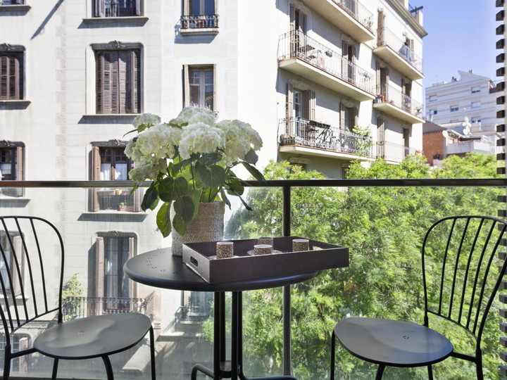 80 M² Apartament ∙ 3 Sypialnie ∙ 6 Gości - L’Hospitalet de Llobregat