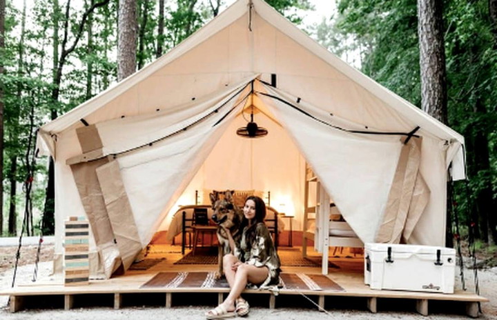 Camping ∙ 1 Habitación ∙ 6 Huéspedes - Helen, GA