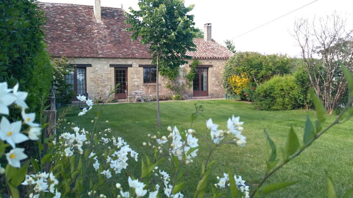 74 M² Gîte ∙ 2 Chambres ∙ 4 Personnes - Dordogne